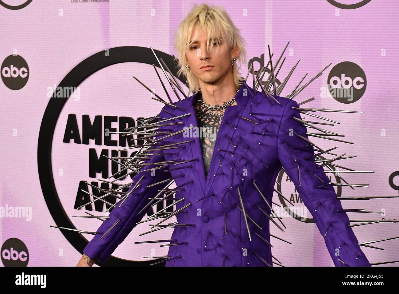 Machine Gun Kelly attends the 2022 American Music Awards at Microsoft ...