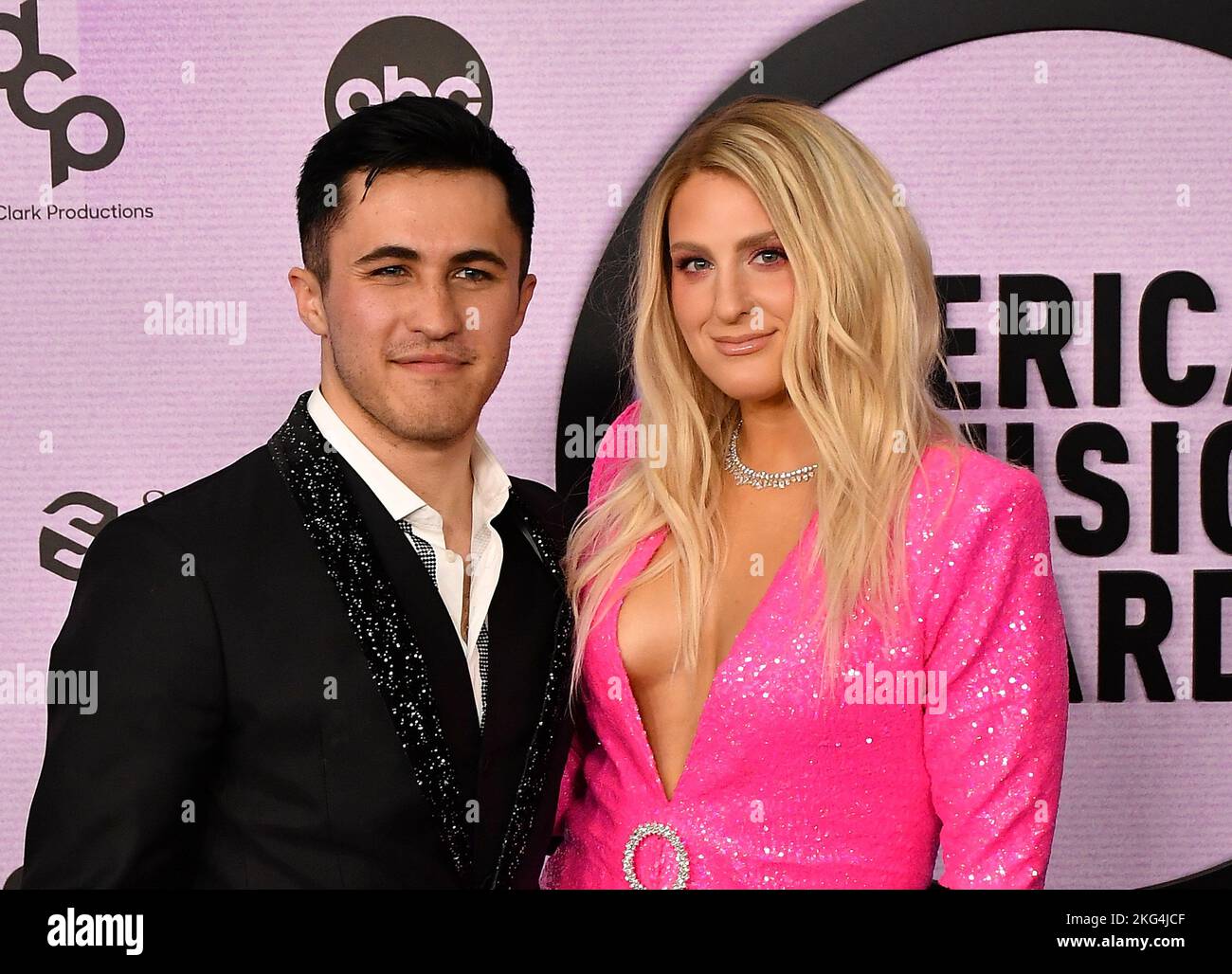 Los Angeles, USA. 20th Nov, 2022. Chris Olsen, Meghan Trainor attend ...