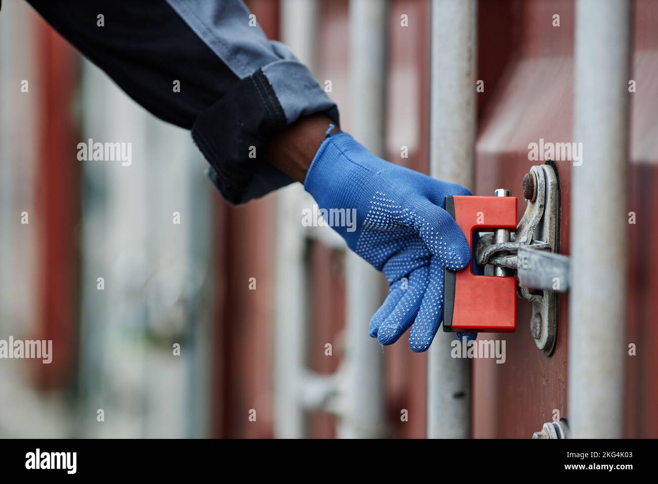 Container door hi-res stock photography and images - Alamy