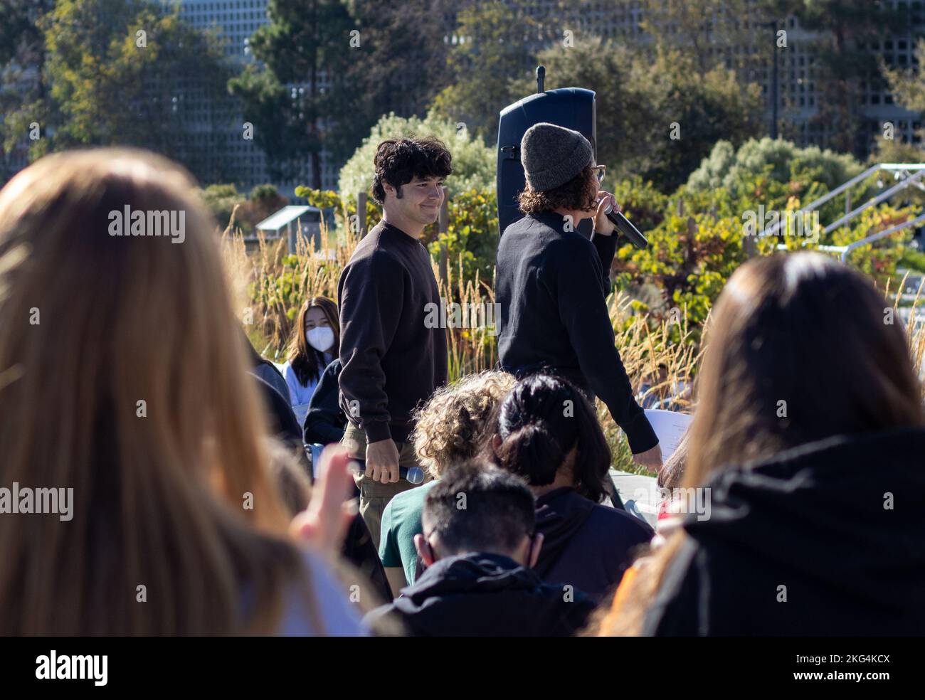 Videoconferencing classroom hi-res stock photography and images - Alamy