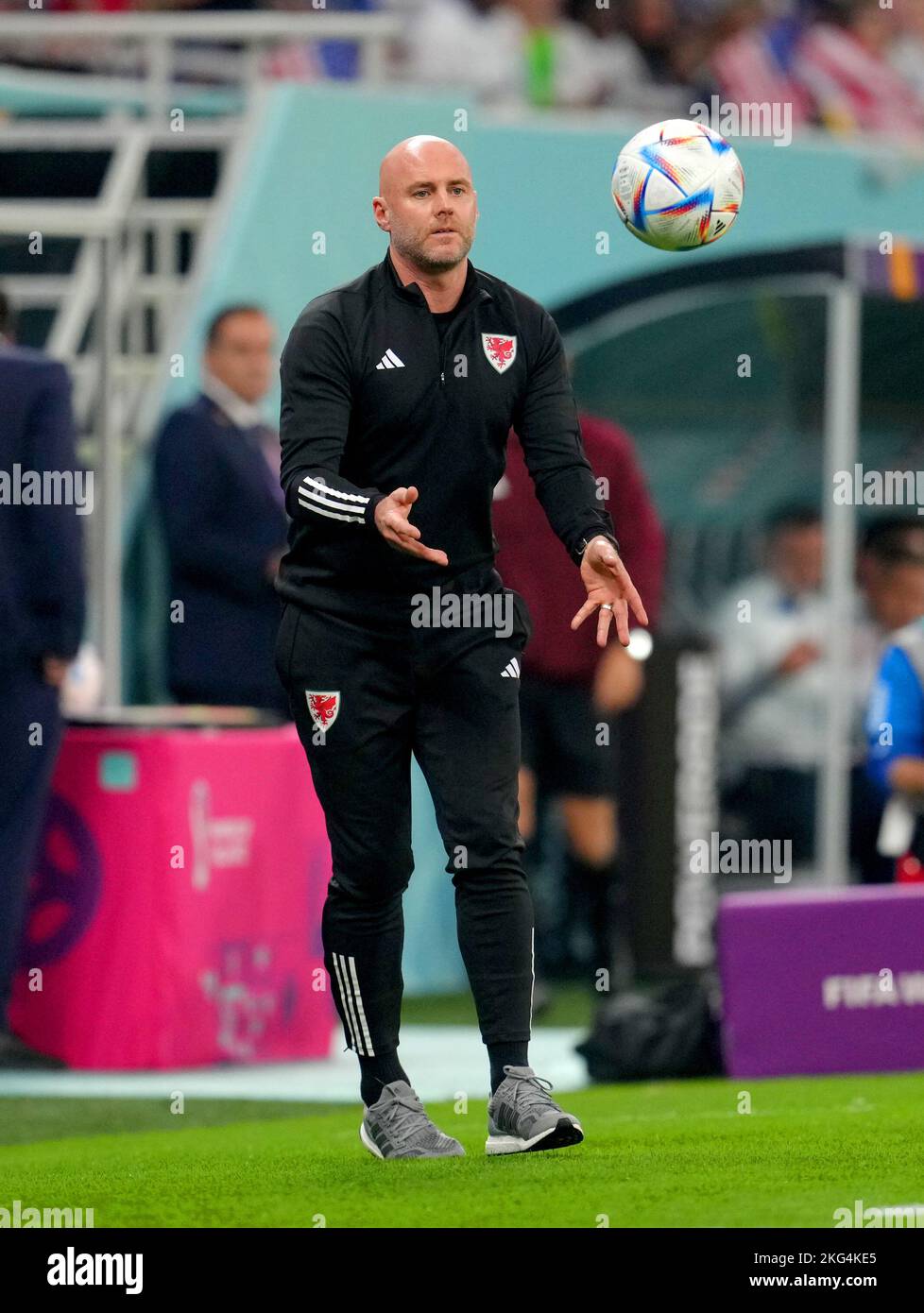 Wales manager Rob Page during the FIFA World Cup Group B match at the ...