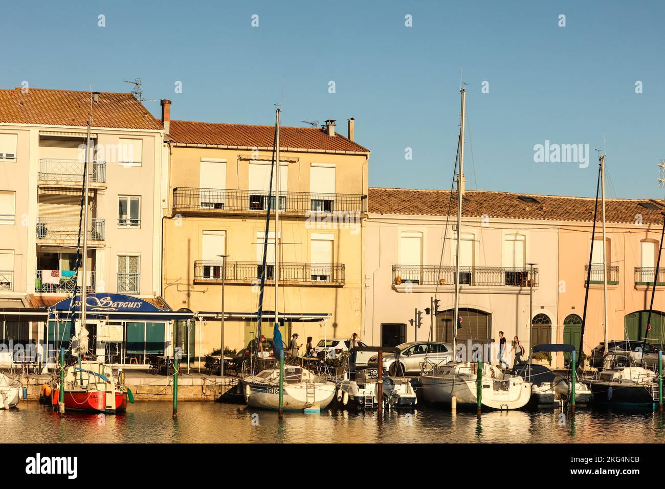 In meze harbor france hi-res stock photography and images - Alamy