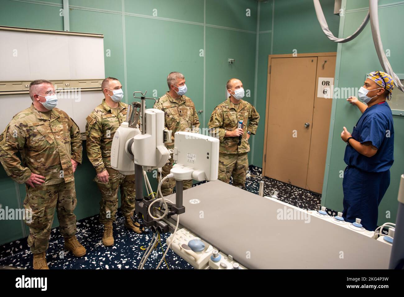 Arkansas National Guard members toured the USNS Comfort during ...
