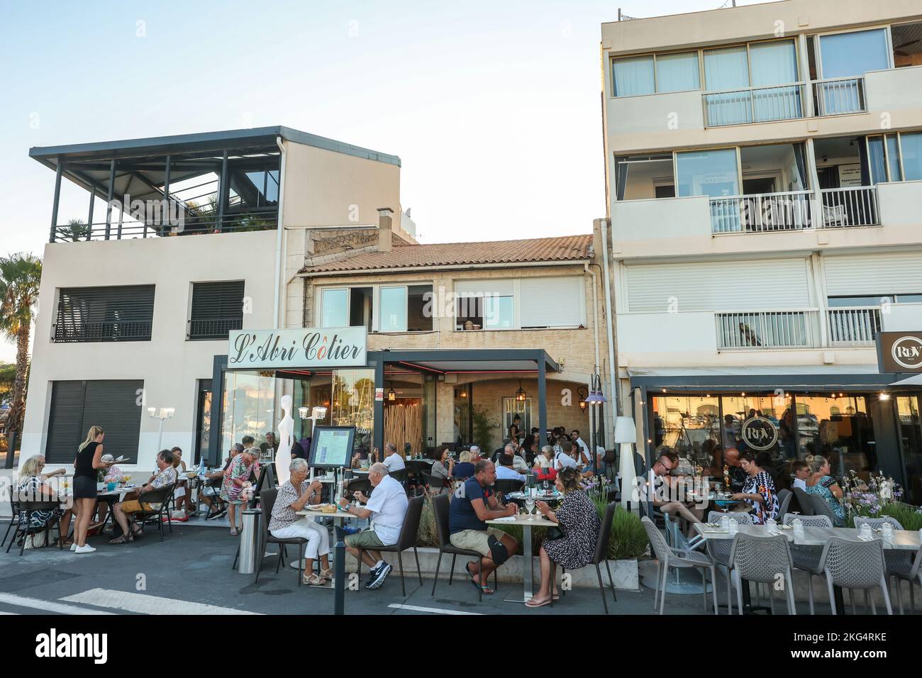 Meze harbor france hi-res stock photography and images - Alamy