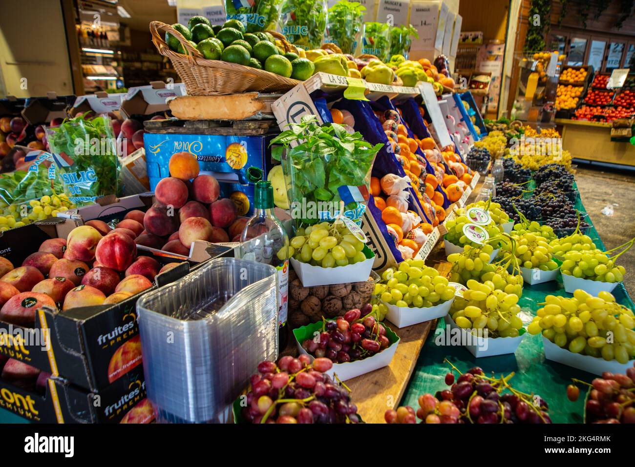 Fruit and vegetable stand in Paris, France Stock Photo - Alamy
