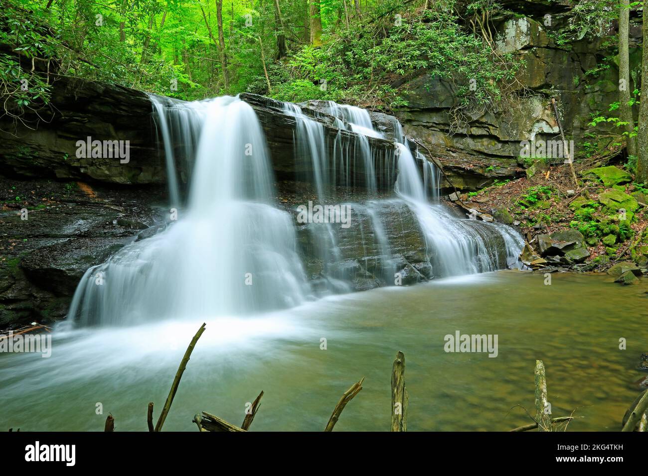 Upper falls view hi-res stock photography and images - Alamy