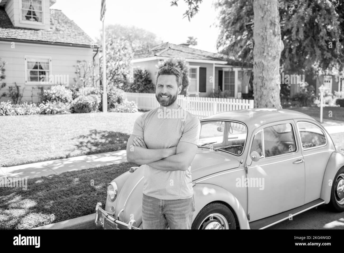 American man standing near Black and White Stock Photos & Images - Alamy