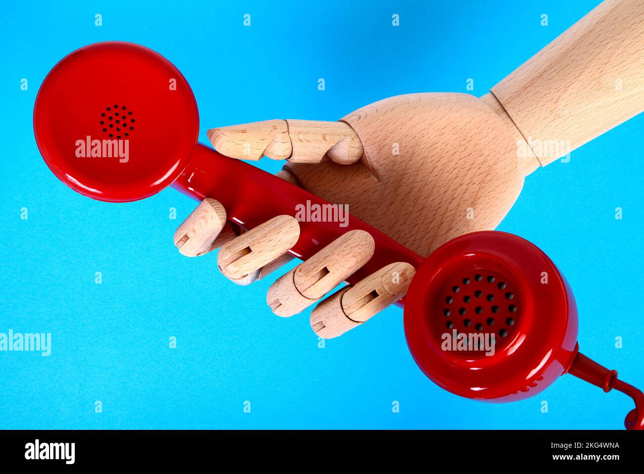 Hand holding landline phone hi-res stock photography and images - Alamy