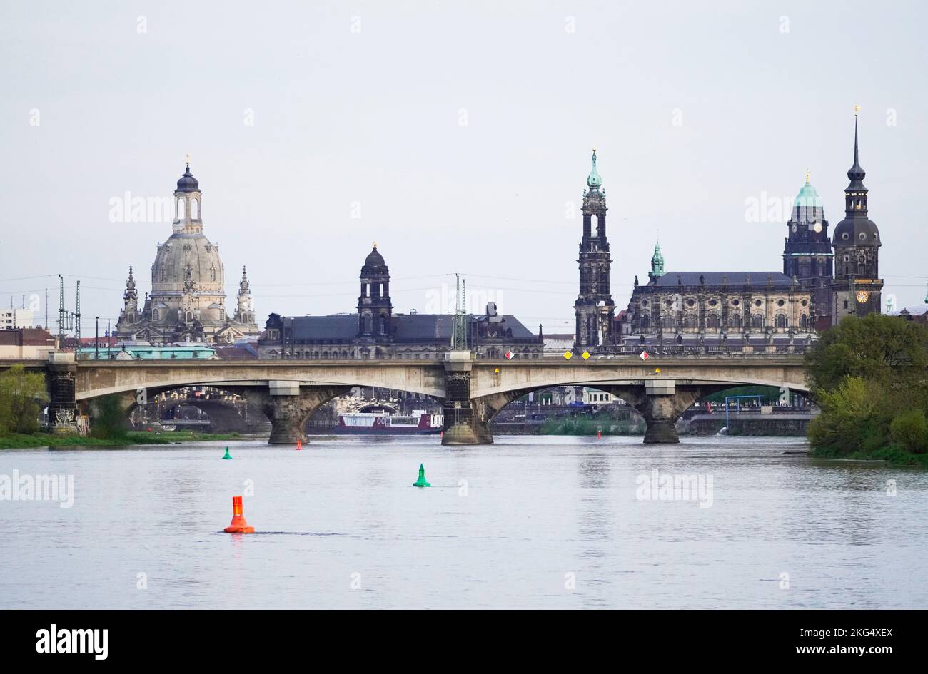A Beautiful view of Dresden castle from the banks of the Elbe in ...
