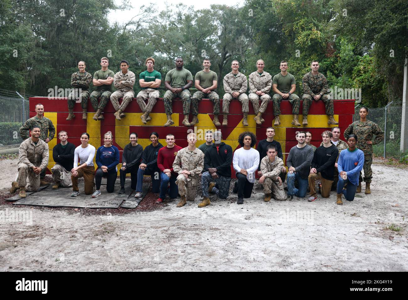 Marines with Recruiting Station Jacksonville and applicants with the ...