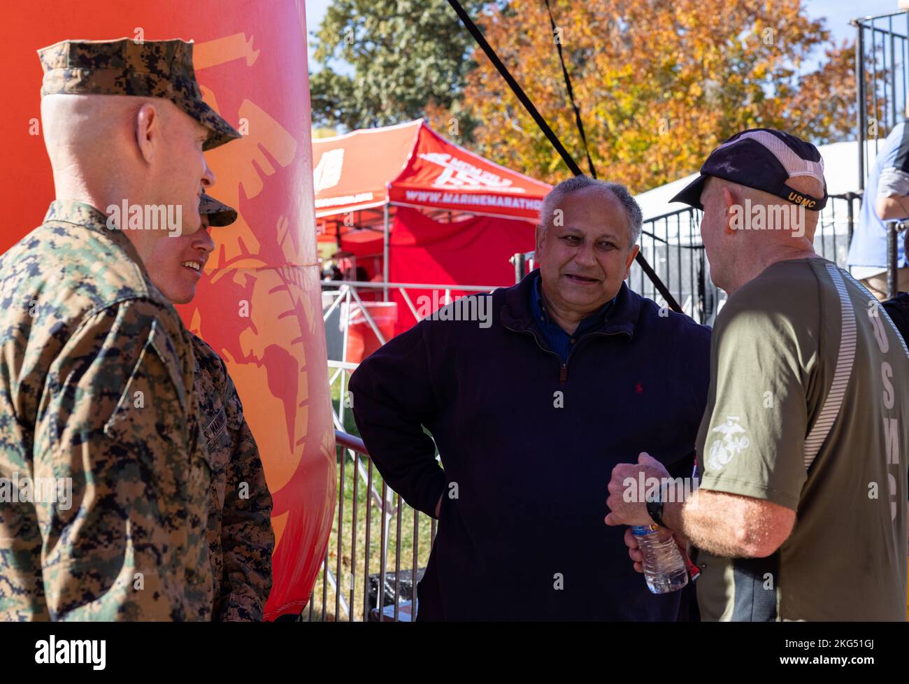 Sergeant Major of the Marine Corps Troy E. Black, left, Carlos Del Toro ...