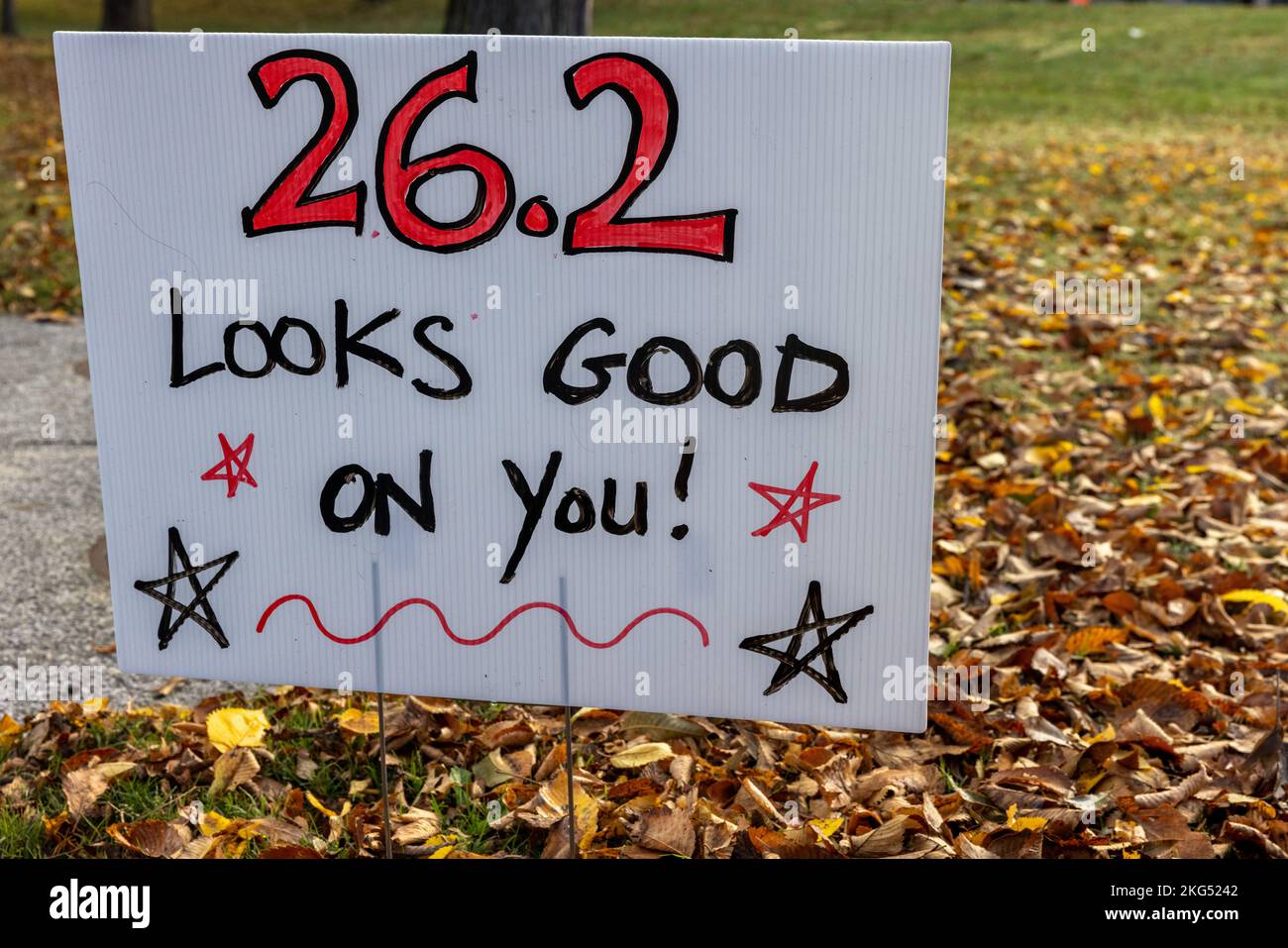 Families of participants in the 47th Marine Corps Marathon made ...