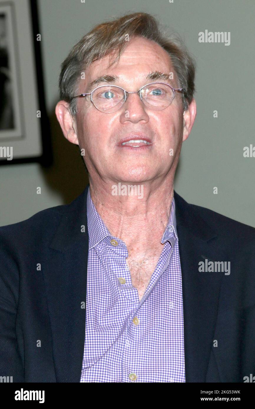 LOS ANGELES - NOV 17: Richard Thomas at The Waltons Cast 50th ...