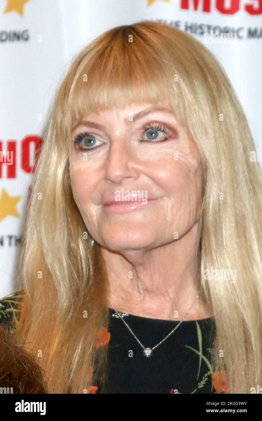 LOS ANGELES - NOV 17: Ellen Geer at The Waltons Cast 50th Anniversary ...