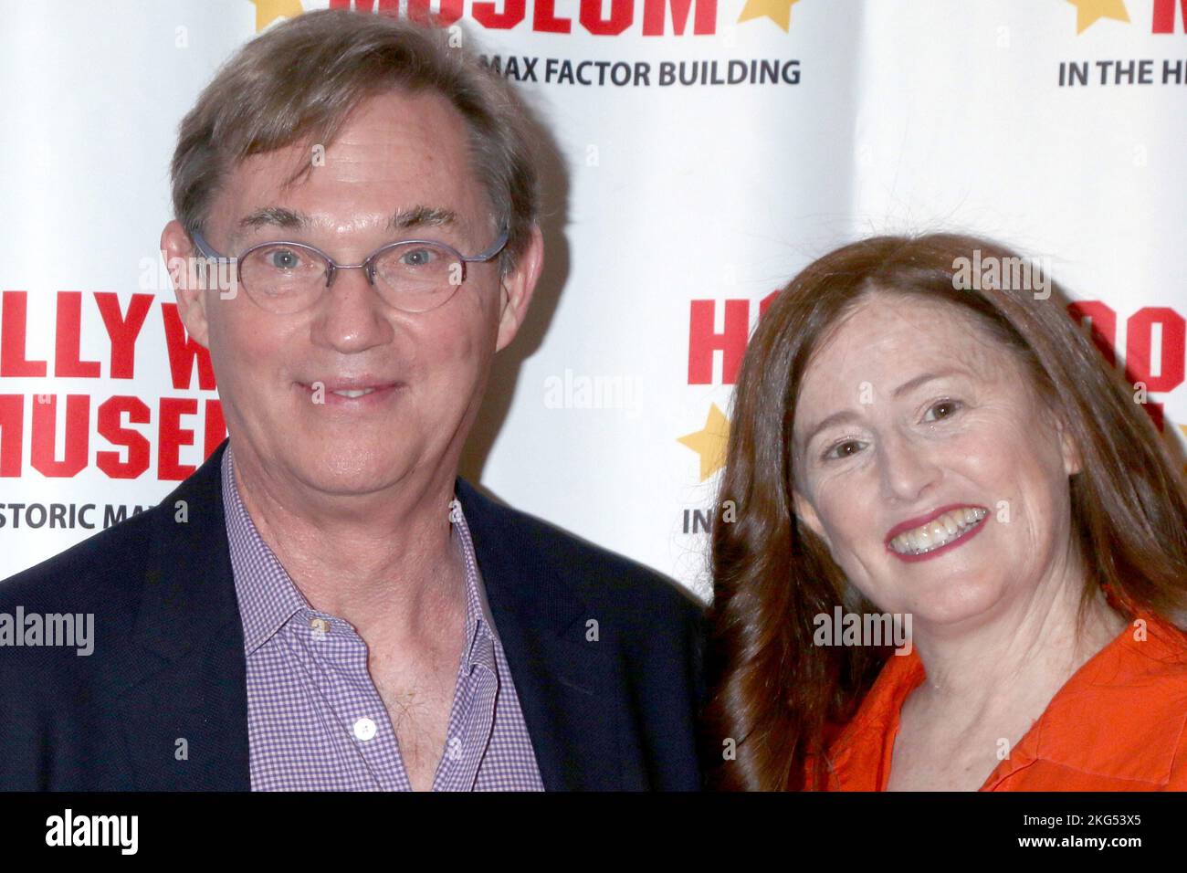 LOS ANGELES - NOV 17: Richard Thomas, Kami Cotler at The Waltons Cast ...
