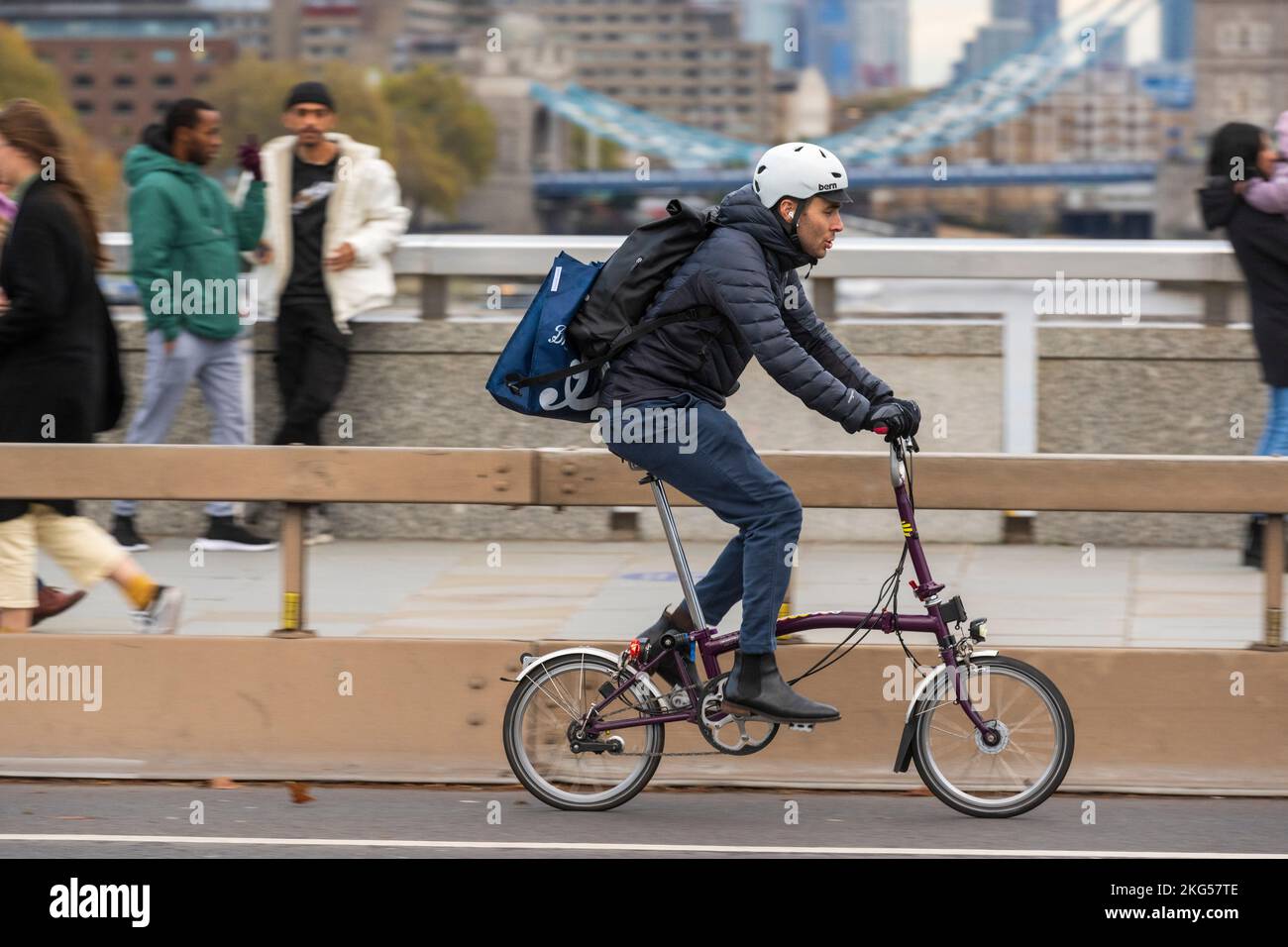 Brompton folding bike hi-res stock photography and images - Alamy
