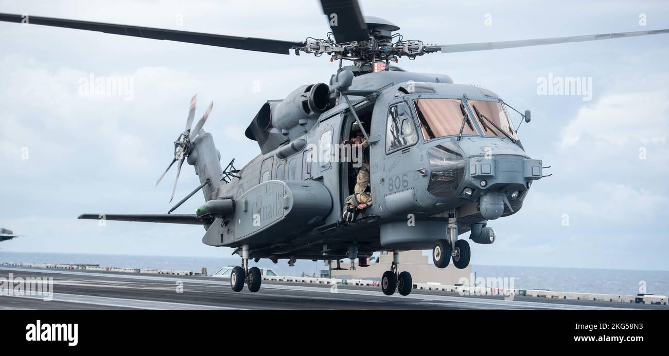 221031-N-UF592-2197 PHILIPPINE SEA (Oct. 31, 2022) A CH-148 Cyclone ...