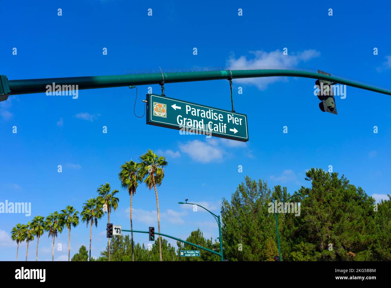 Anaheim, CA, USA – November 1, 2022: A hanging street sign for Paradise ...