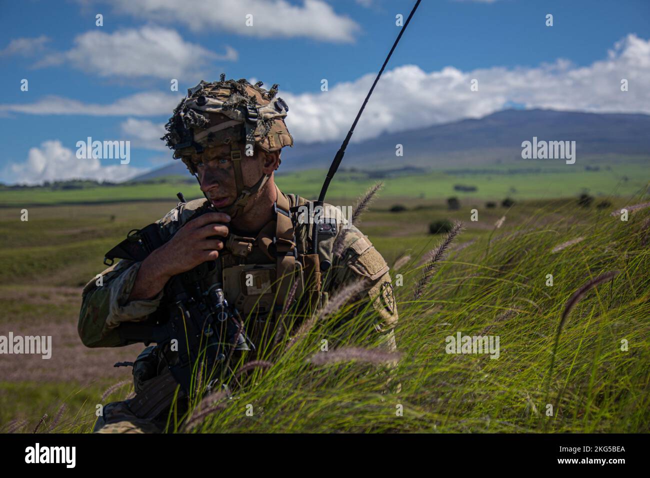 U.S. Army Soldiers from 2nd Battalion, 11th Field Artillery Regiment ...