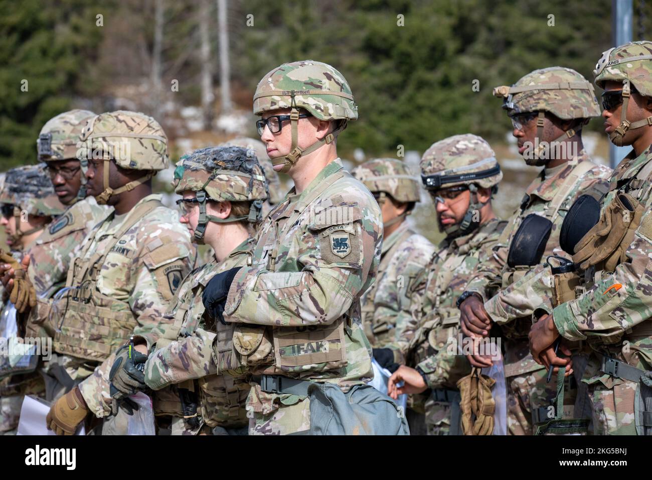 1st Lt. Liam McNeil (center) assigned to U.S. Army Southern European ...