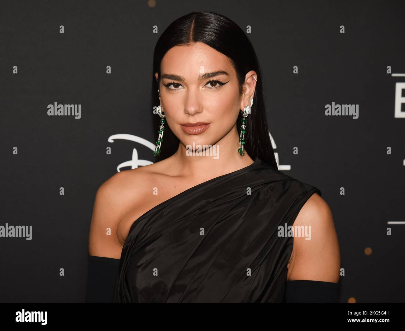 November 20, 2022, Los Angeles, California, USA: Dua Lipa attends the ...