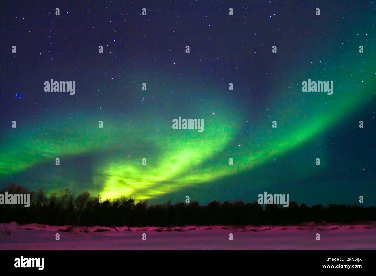 Northern lights (aurora borealis) display near Kaamanen, Finland Stock ...