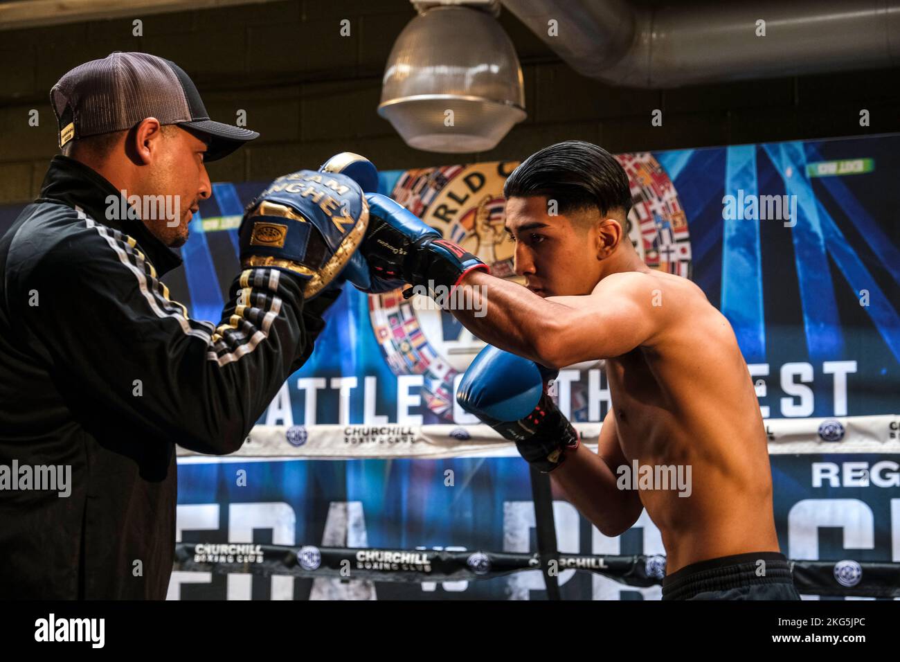 Los Angeles, CA, USA. 21st Nov, 2022. Super Bantamweight prospect ...