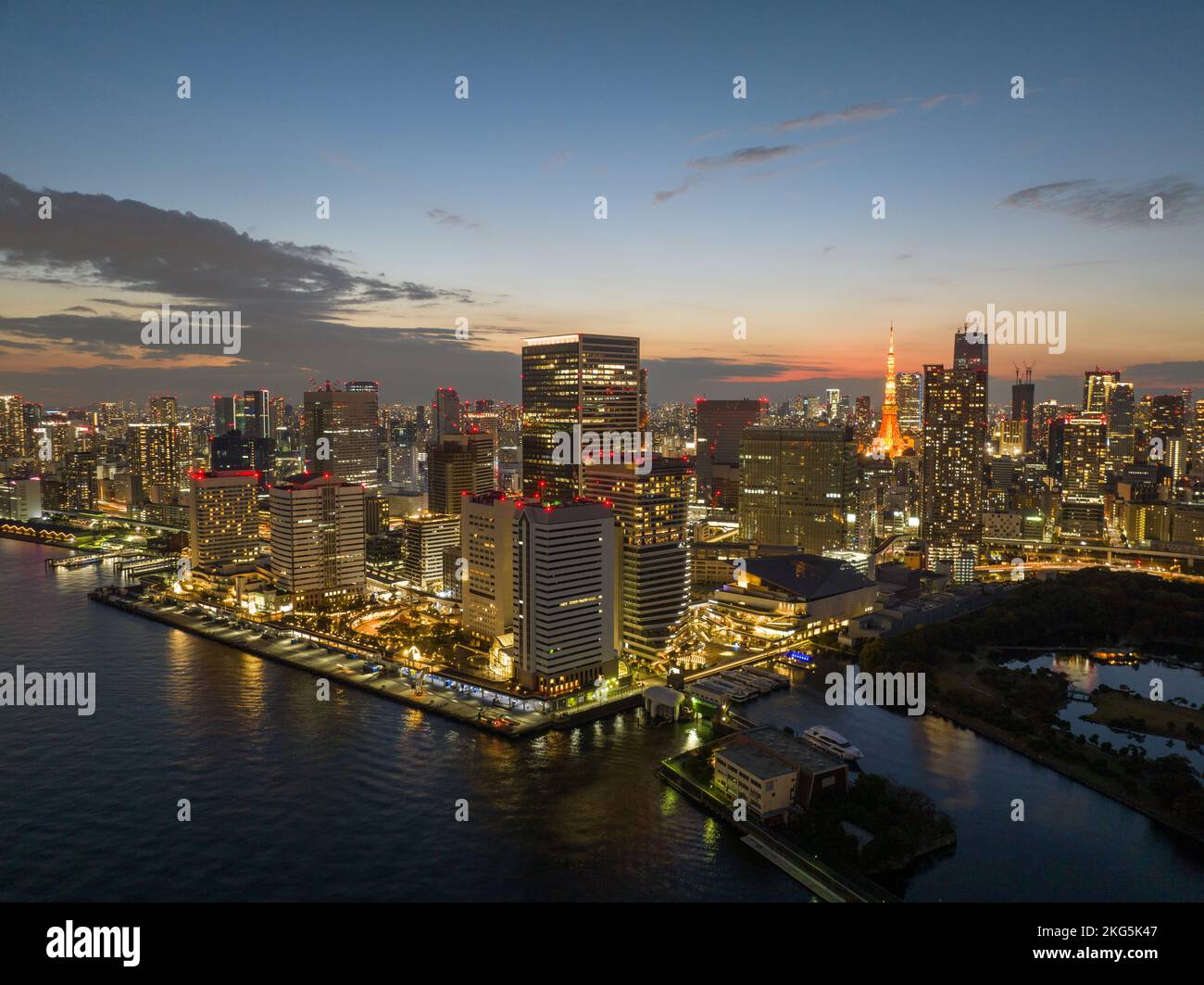 Tall high rise coastal hi-res stock photography and images - Alamy