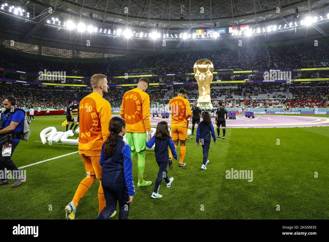 Doha, Qatar. 21st Nov, 2022. DOHA - (l-r) Matthijs de Ligt of Holland ...