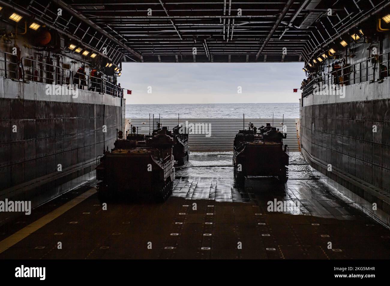 221115-N-XB010-1001 PHILIPPINE SEA (Nov. 15, 2022) – Sailors assigned ...