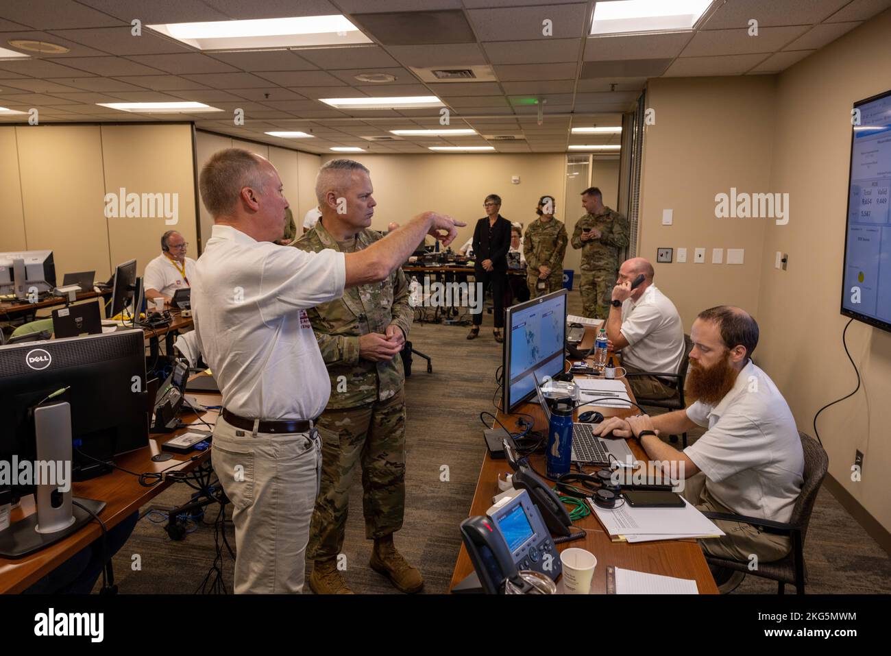 USACE Headquarters Deputy Commander, Maj. Gen. Heitkamp, visits ...