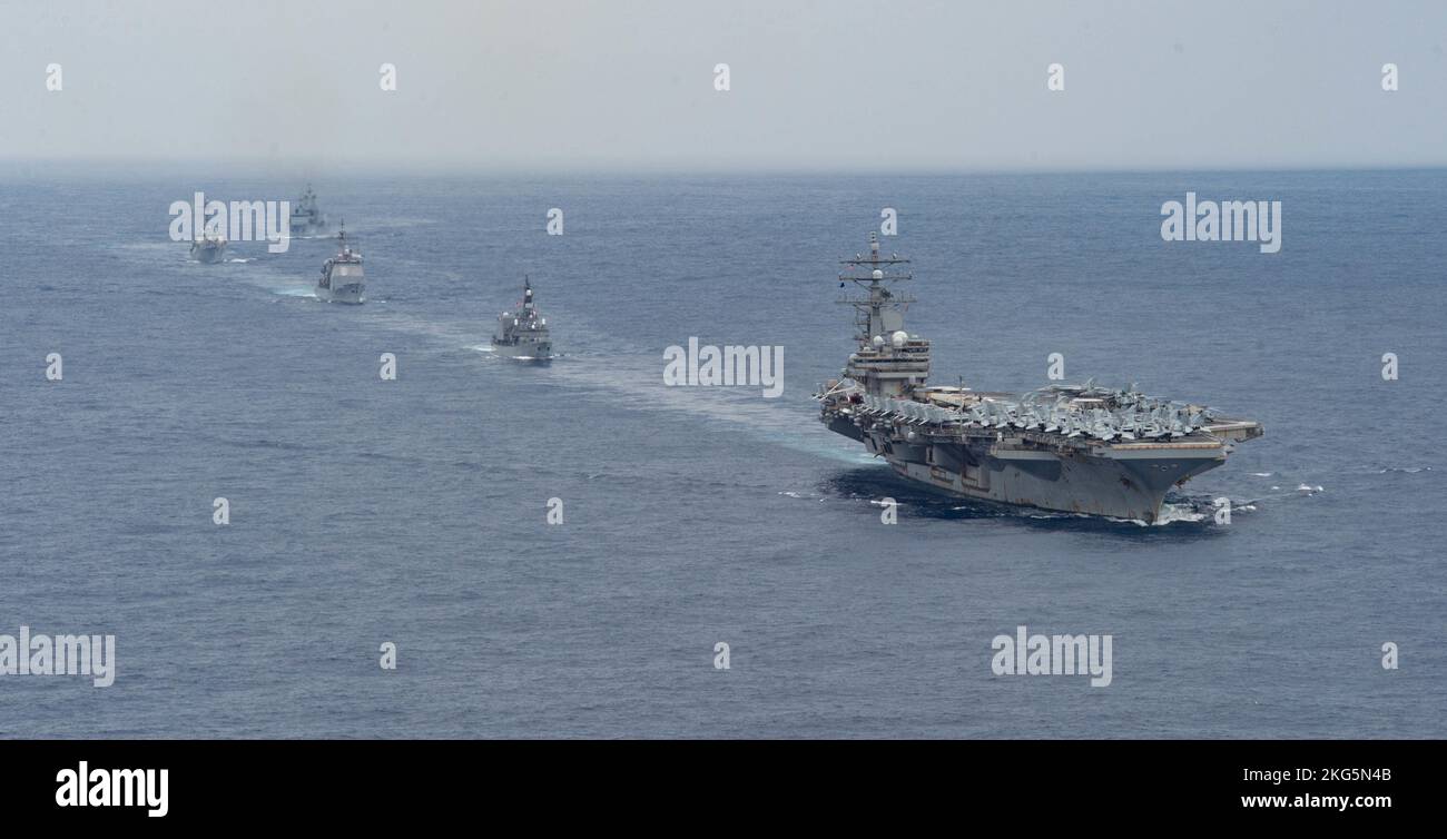 221120-N-PS962-1436 PHILIPPINE SEA (Nov. 20, 2022) The U.S. Navy’s only forward-deployed ...
