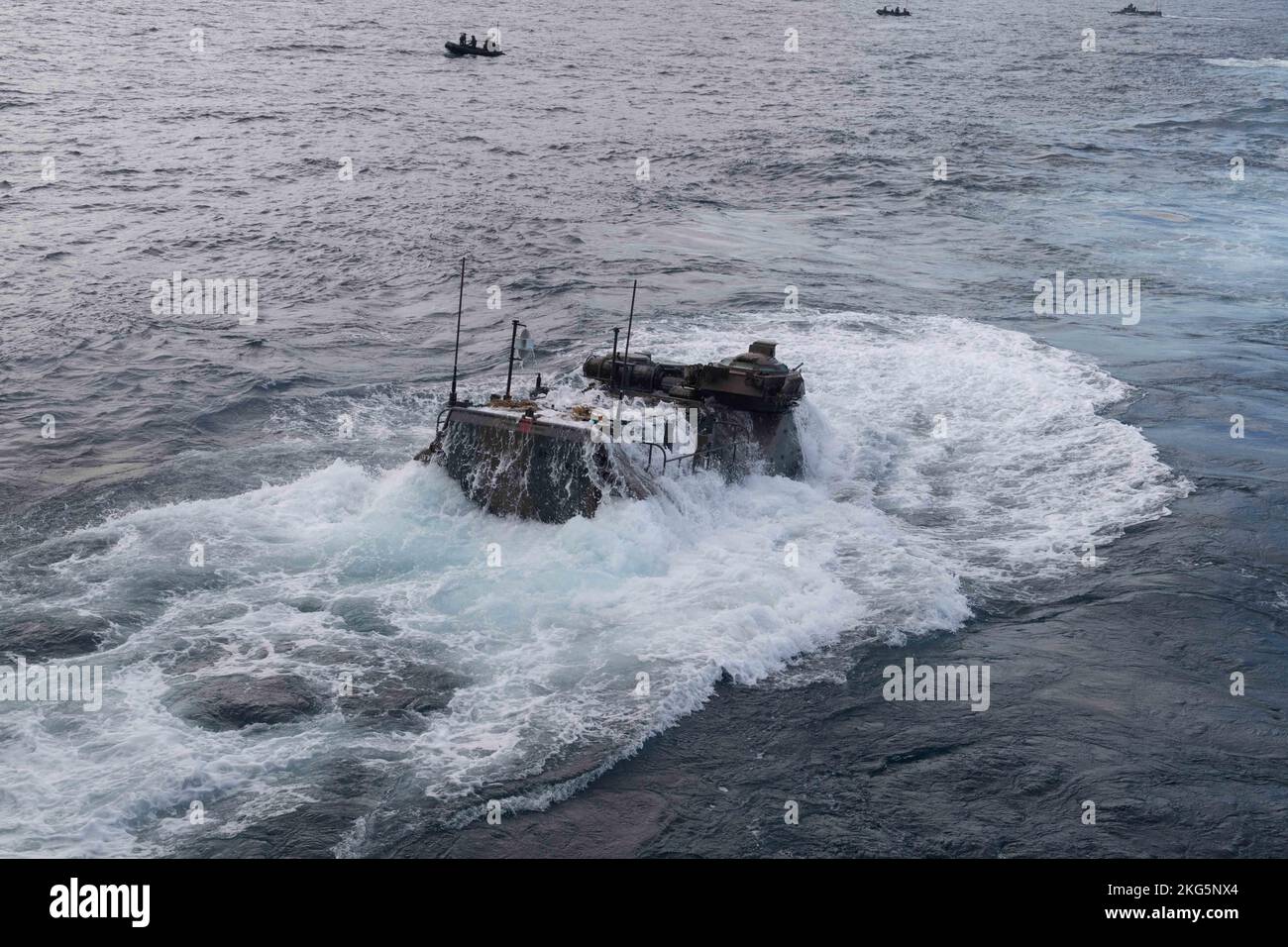 221118-N-XB010-1004 PHILIPPINE SEA (Nov. 18, 2022) – Members of the ...