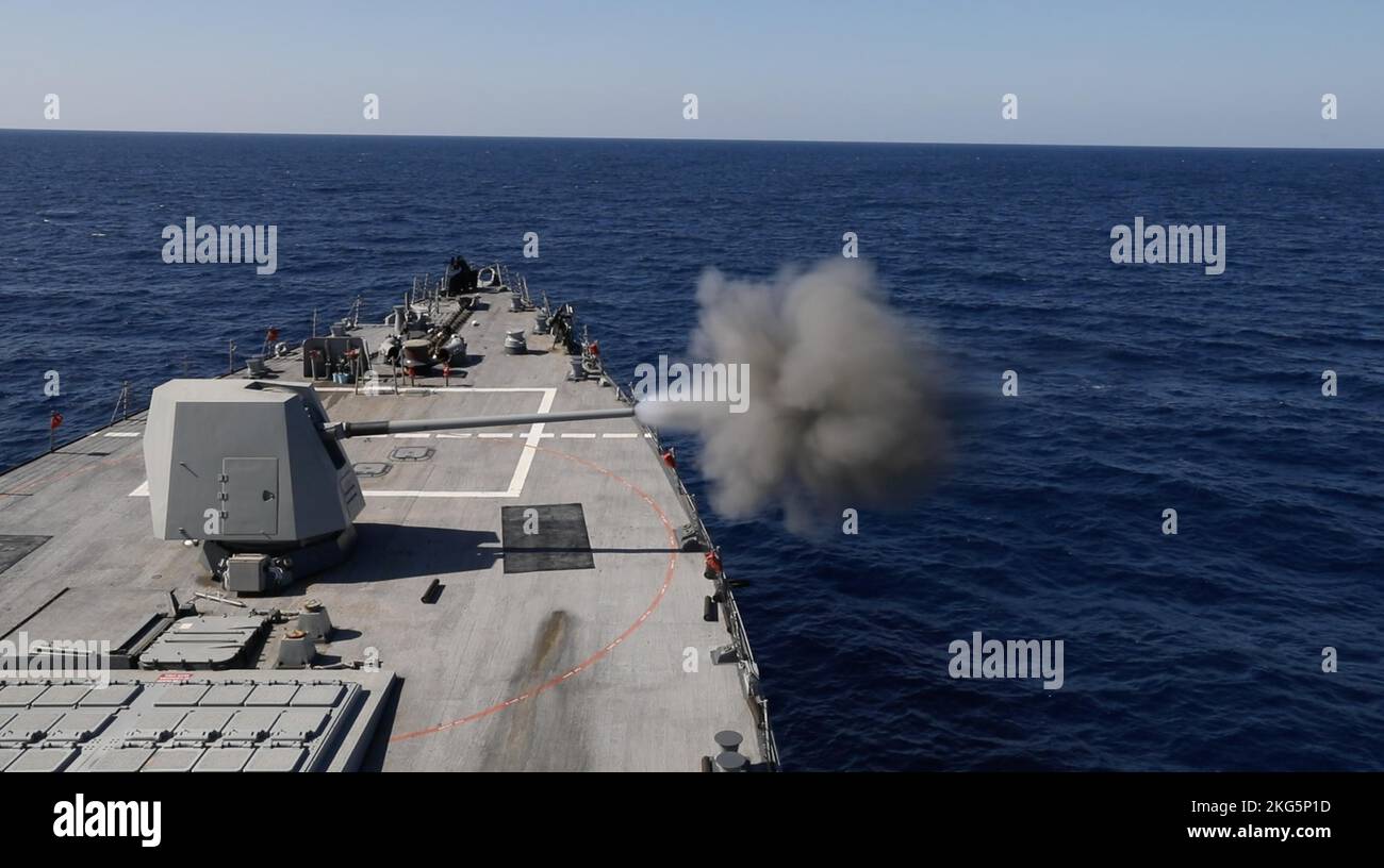 221110-N-EH998-1026 RED SEA (Nov. 10, 2022) Guided-missile destroyer ...