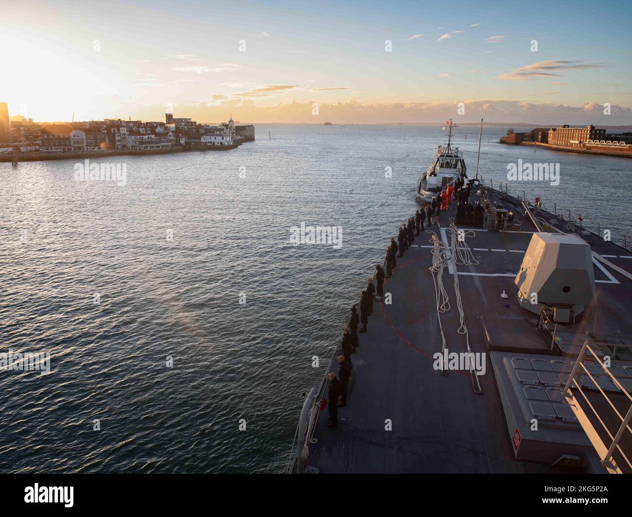 Sailors man the rails of the Arleigh Burke-class guided missile ...