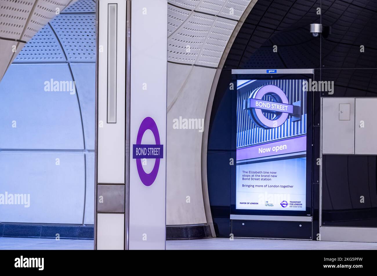 Bond Street - Elizabeth Line Station Stock Photo - Alamy