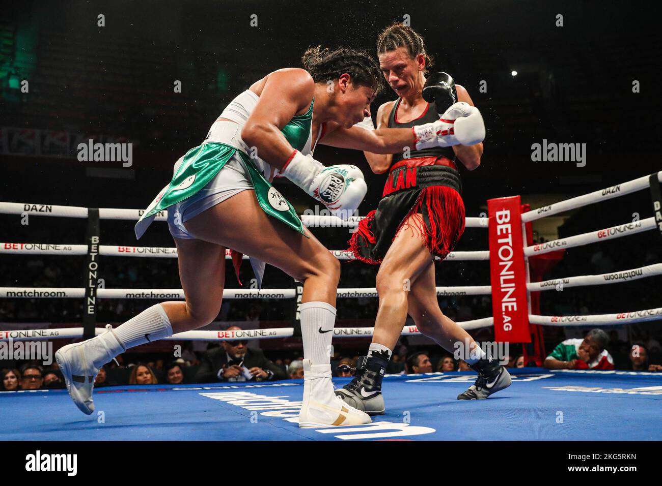 HERMOSILLO, MEXICO - SEPTEMBER 03: Érika 'Dinamita' Cruz (Green white ...