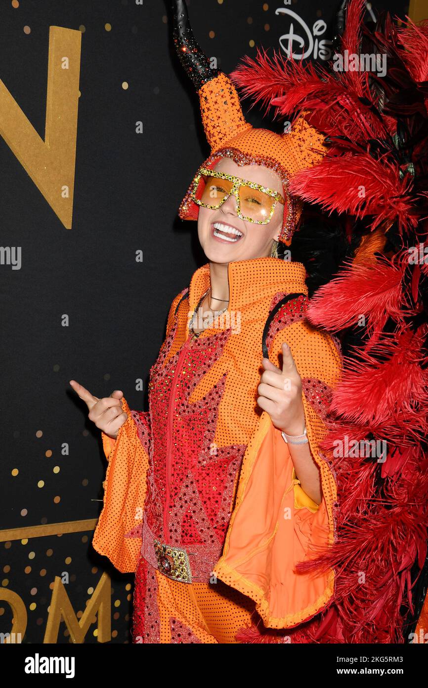 LOS ANGELES, CALIFORNIA - NOVEMBER 20: JoJo Siwa attends the Disney+ ...