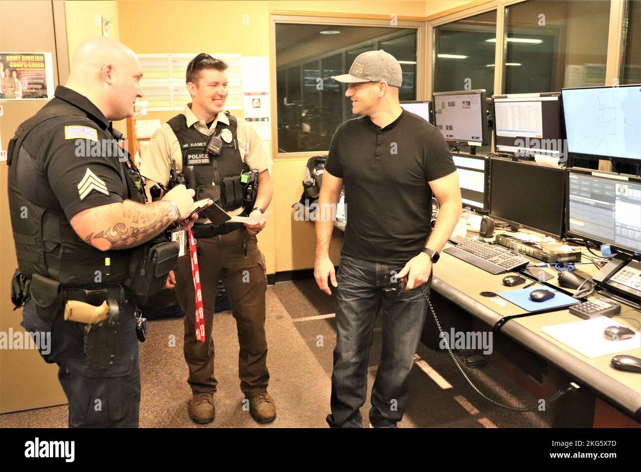 911 communications security center hi-res stock photography and images ...