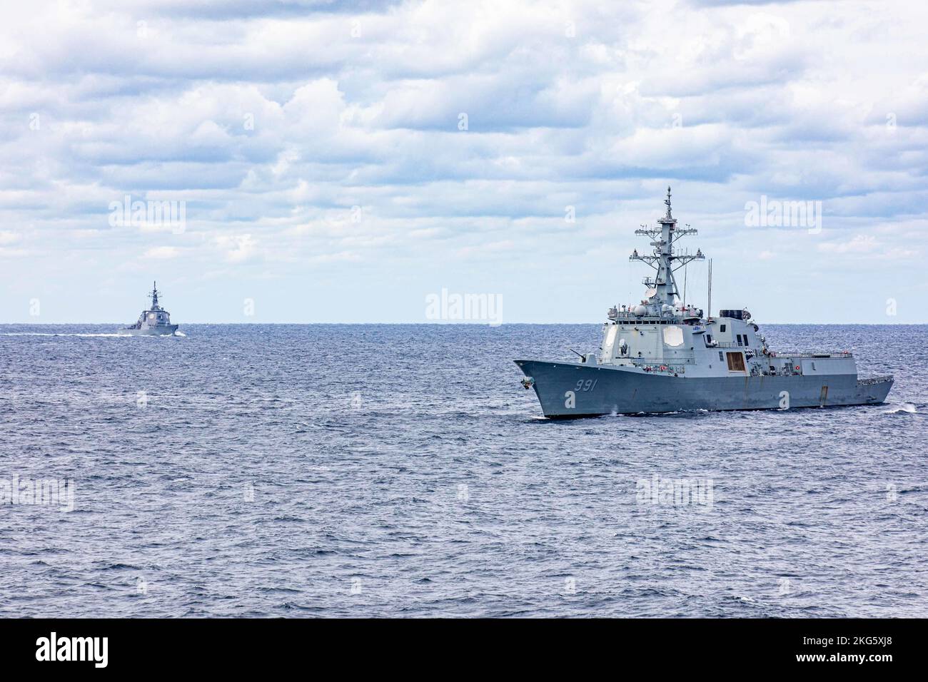 SEA OF JAPAN (Oct 6, 2022) Ships from the U.S., Japan and Republic of ...