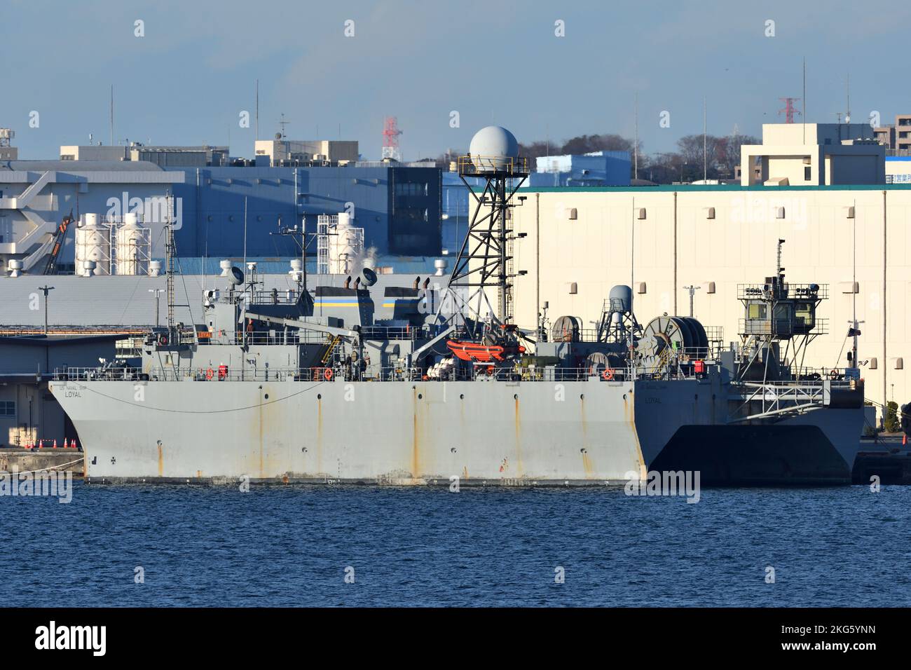 Usns loyal hi-res stock photography and images - Alamy