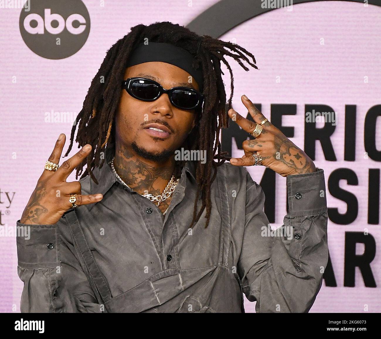JID attends the 2022 American Music Awards at Microsoft Theater on ...