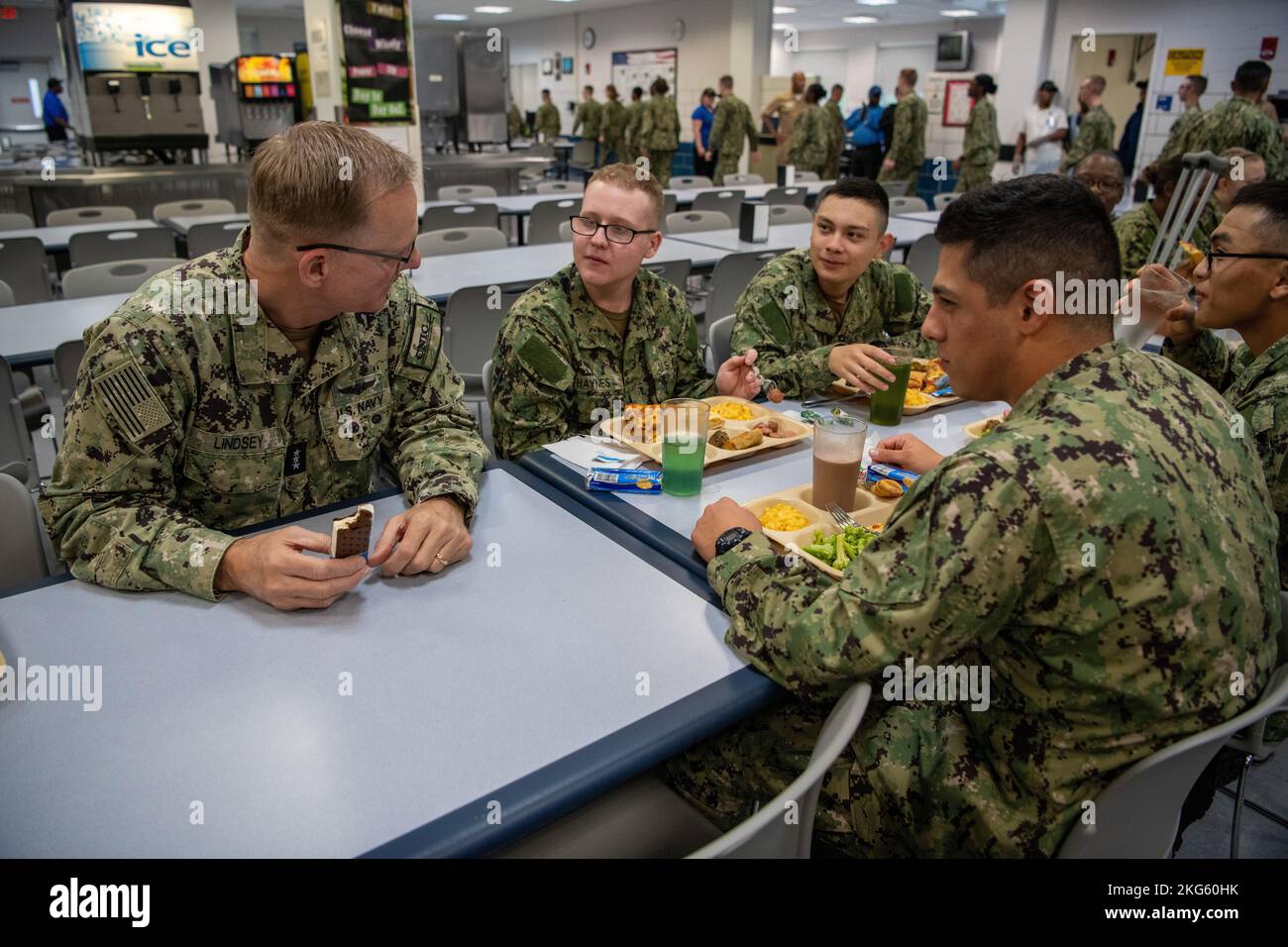 GREAT LAKES, Ill. (Oct. 06, 2022) Vice Adm. Yancy B. Lindsey, commander ...