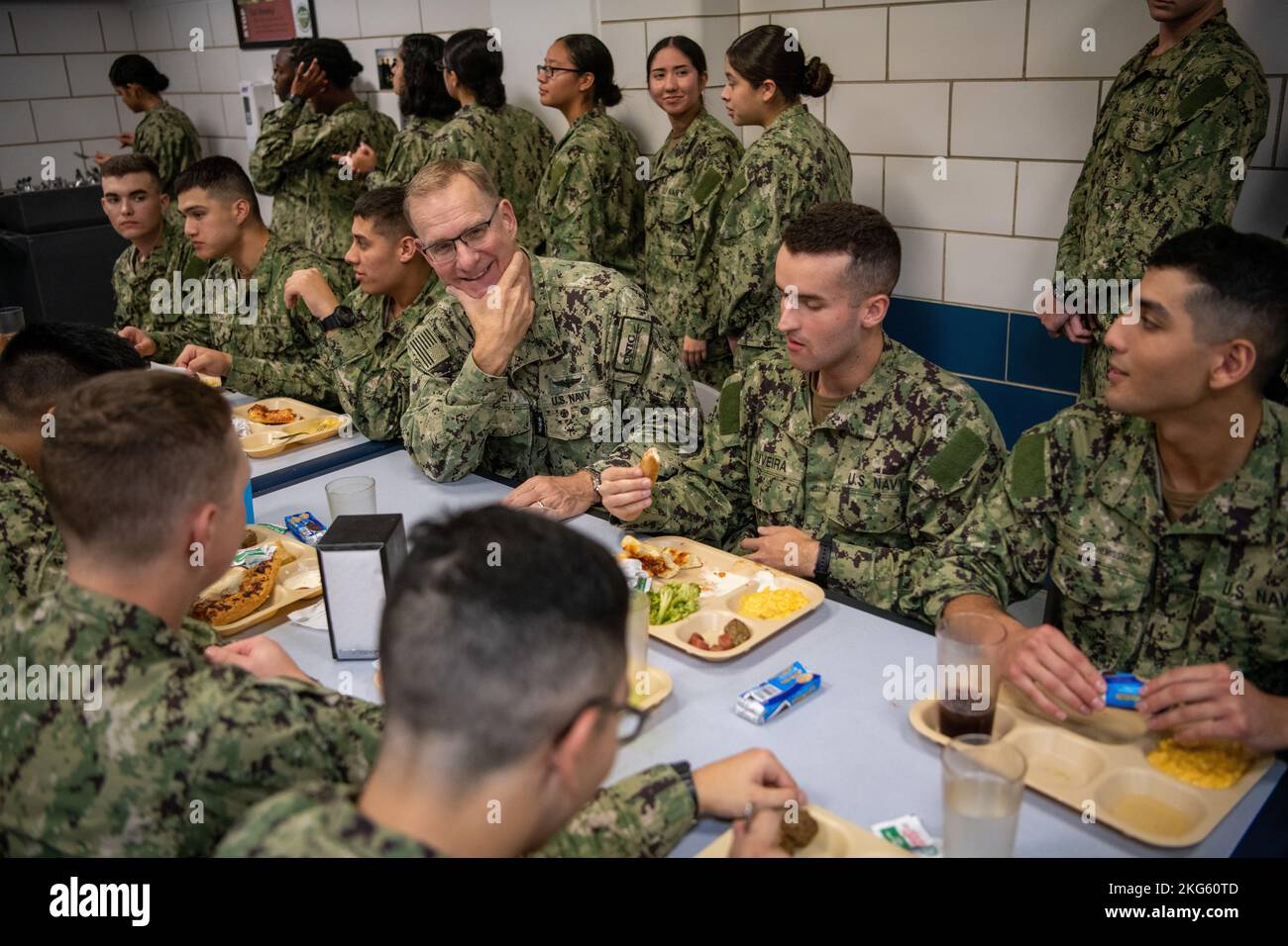 GREAT LAKES, Ill. (Oct. 06, 2022) Vice Adm. Yancy B. Lindsey, commander ...