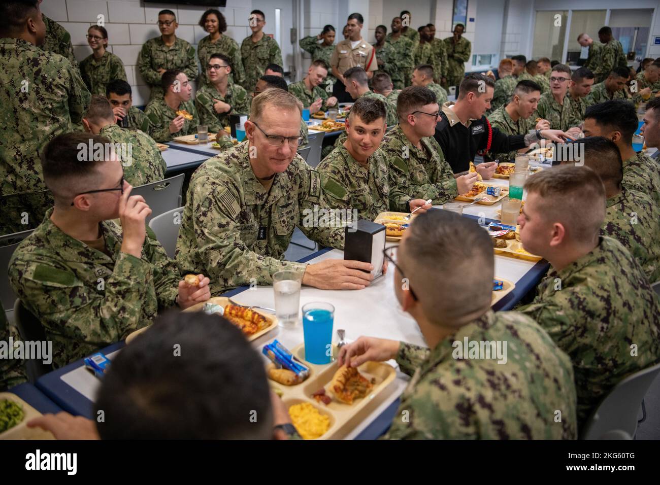GREAT LAKES, Ill. (Oct. 06, 2022) Vice Adm. Yancy B. Lindsey, commander ...