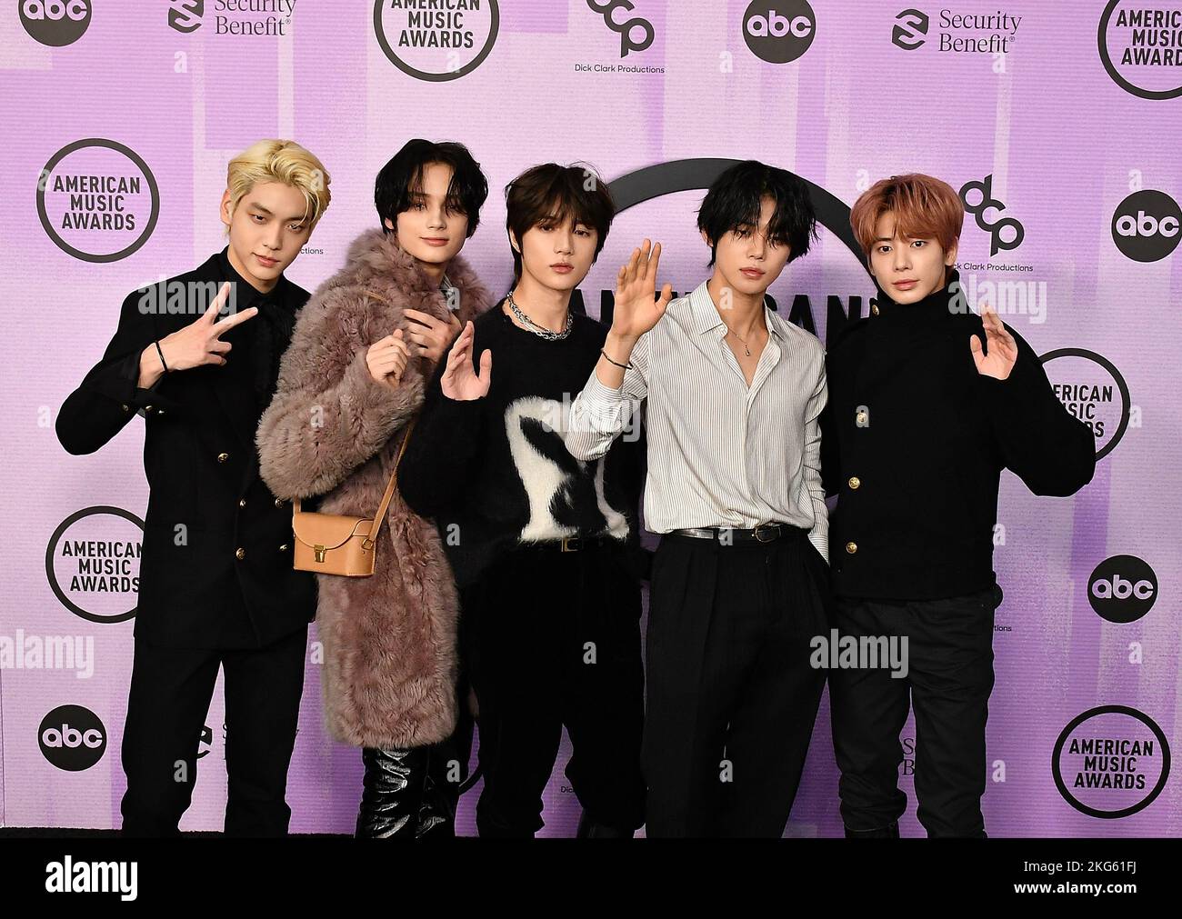 Soobin, HueningKai, Beomgyu, Yeonjun and Taehyun of TOMORROW X TOGETHER aka TXT attends the 2022 ...