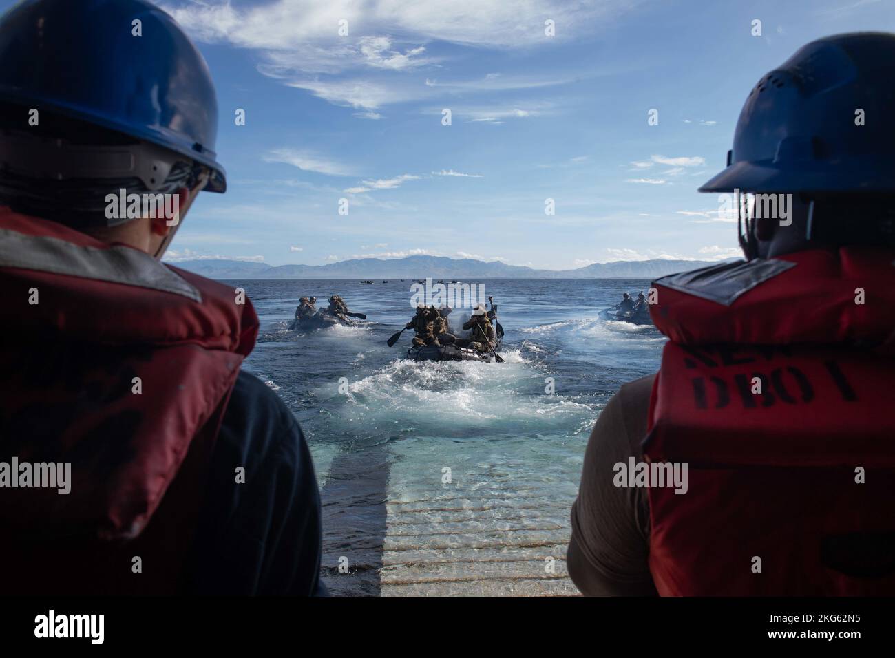 221007-N-XB010-1006 Philippine Sea (Oct. 7, 2022) –Marines assigned to ...