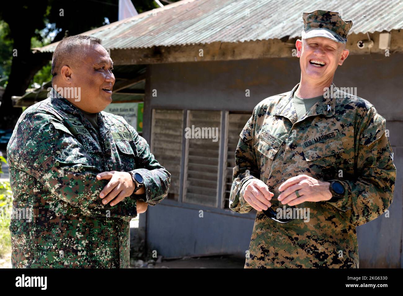 Philippine Marine Corps Brig. Gen. Jimmy D. Larida, left, commanding ...