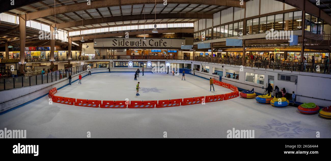 An indoor ice skate rink at Ober Gatlinburg Stock Photo - Alamy