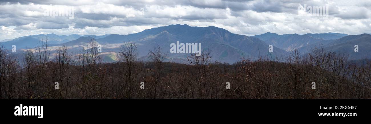 A panoramic view of the Great Smoky Mountains from Mount Harrison ...